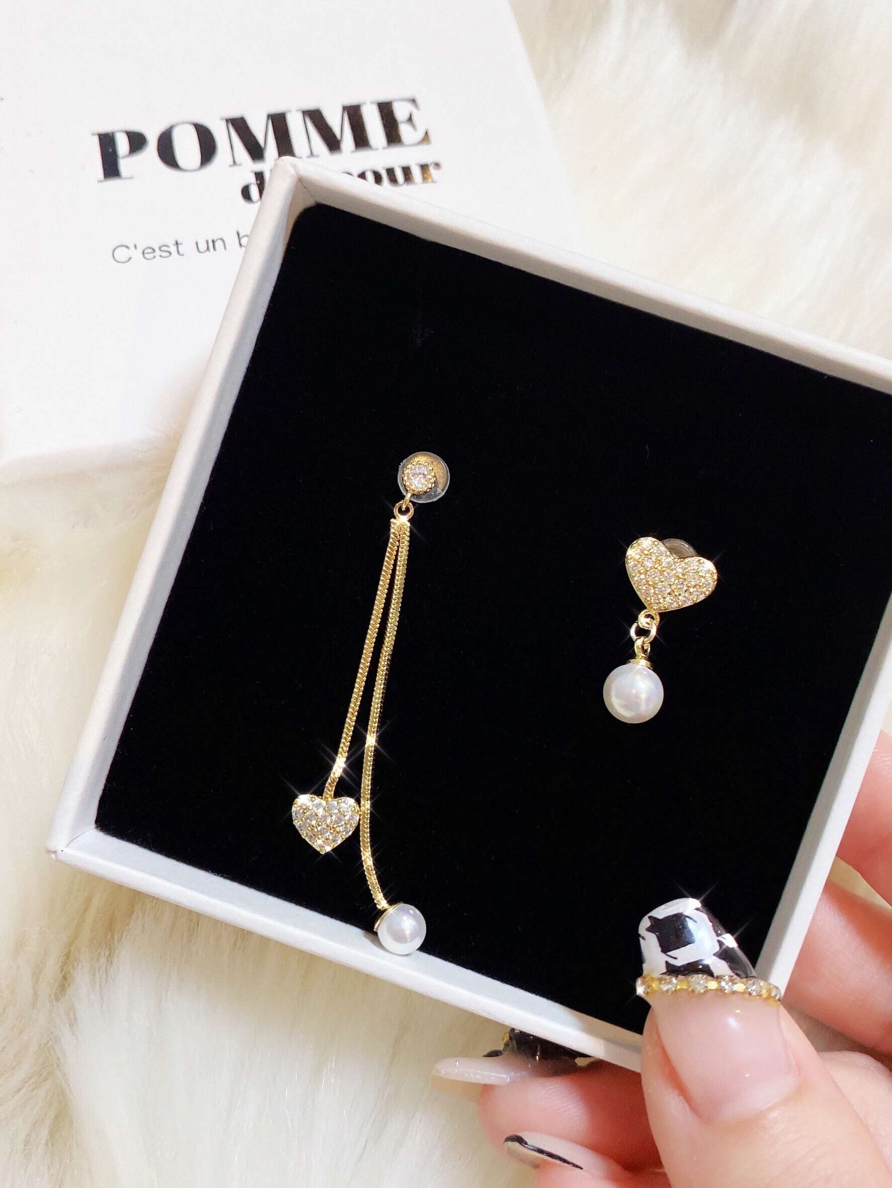 heart asymmetry pierce – ROUGE by POMME d'amour